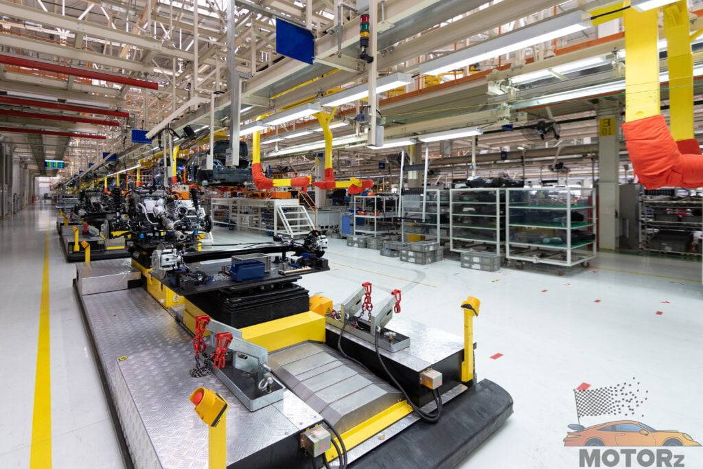 Inside The Assembly Line How Cars Are Manufactured - Motorz.ca